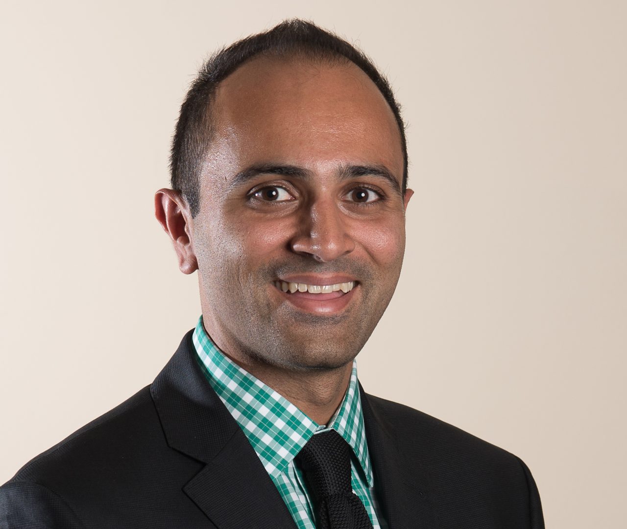 About Us - EMOttawa Blog